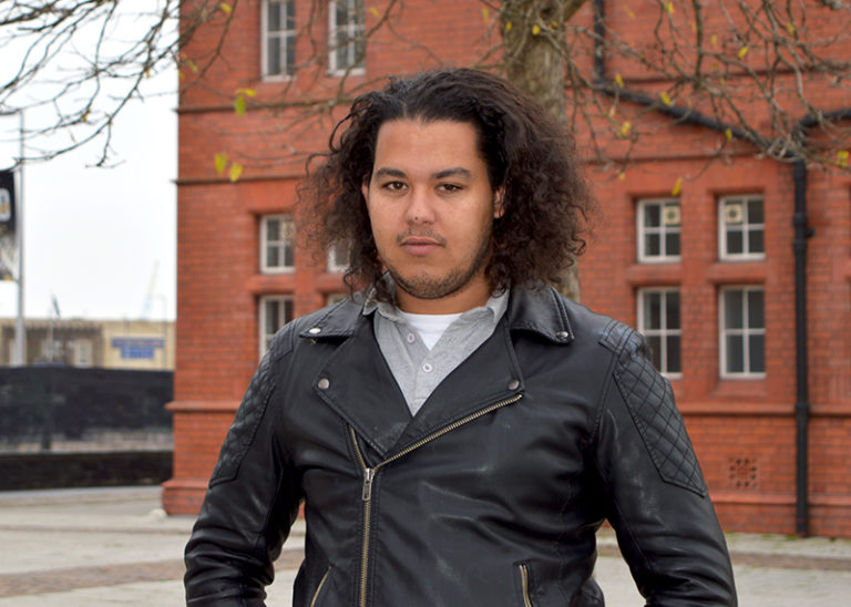 Cardiff Character: Abderrahim El Habachi - alt.cardiff